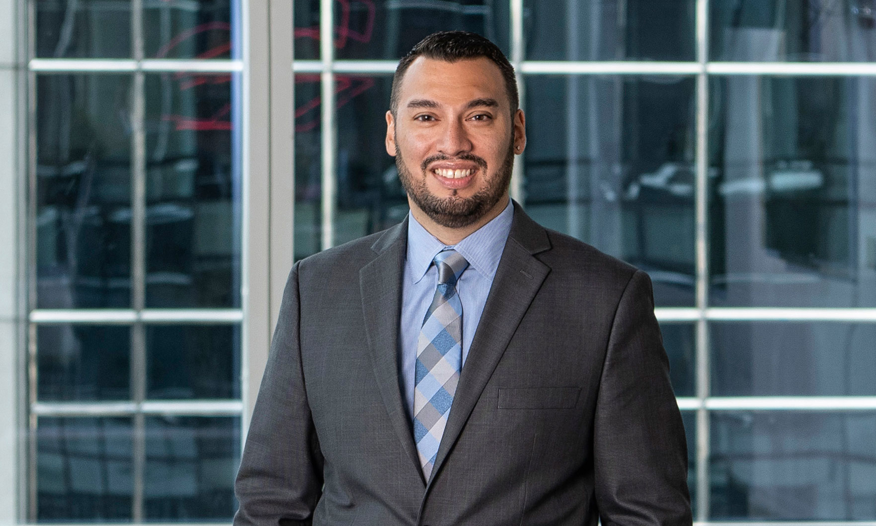 Robert Ramirez - Chicago Agent Magazine