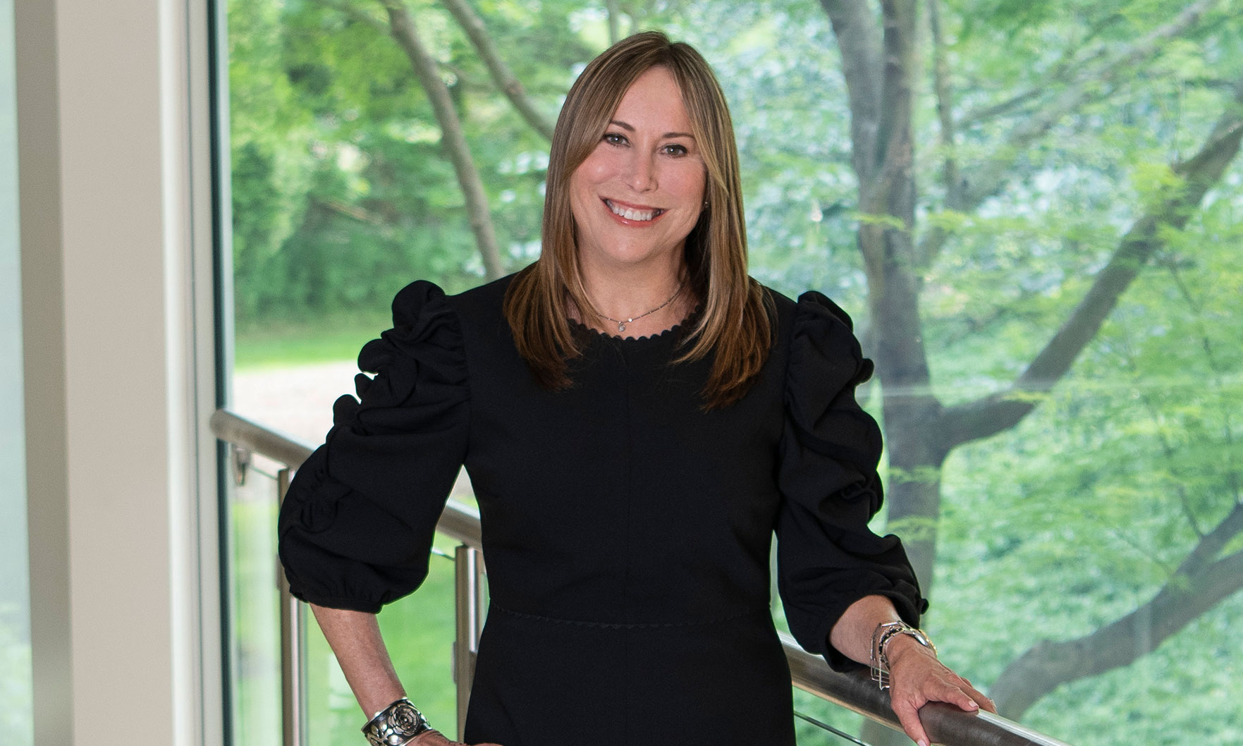 Lyn Wise - Chicago Agent Magazine