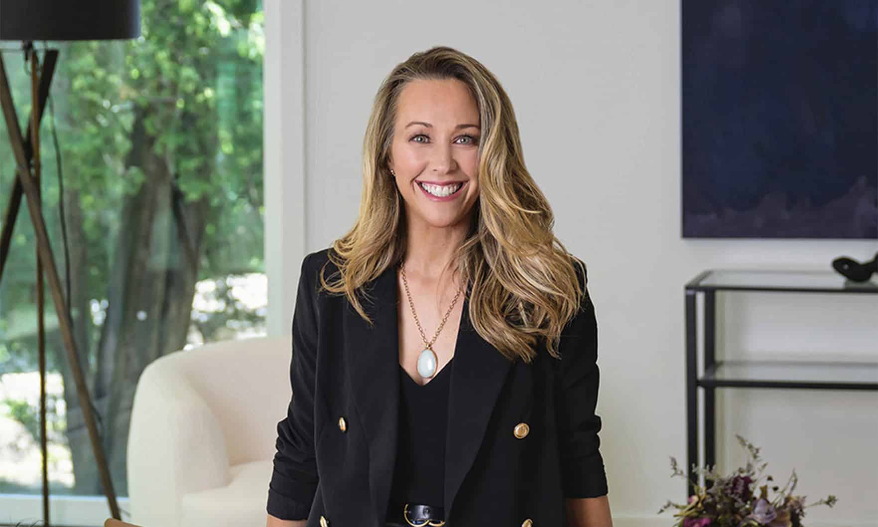 Erin Stojakovic - Chicago Agent Magazine