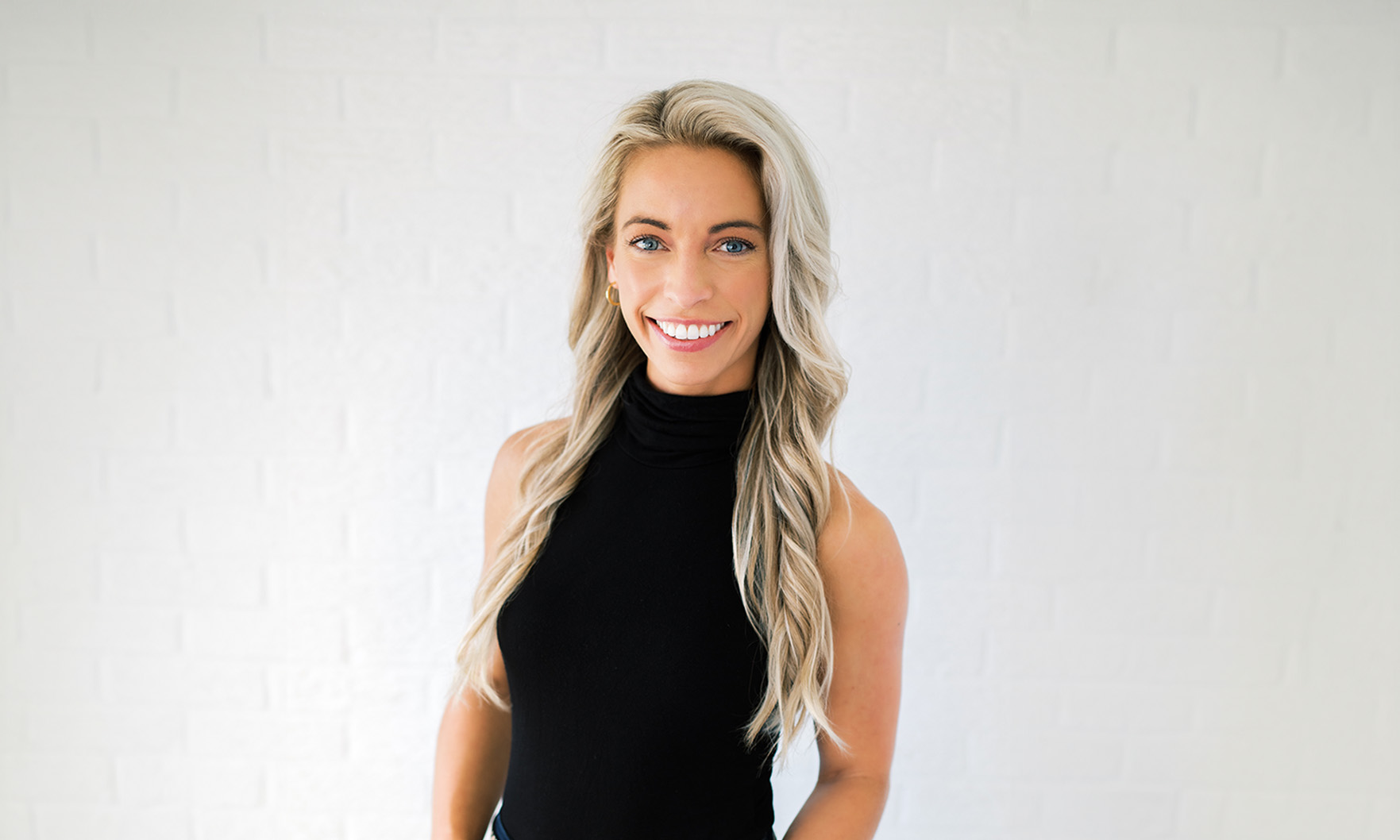 Ashlee Headshots - Chicago Agent Magazine