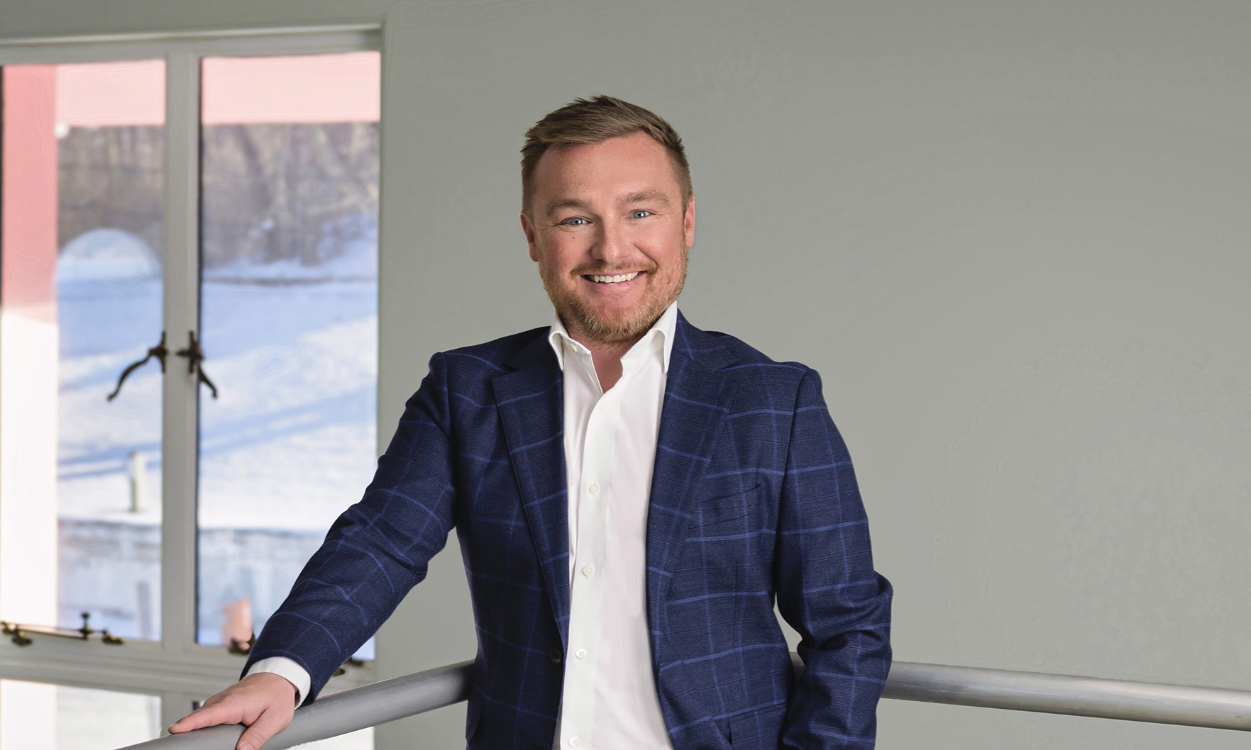 Jordan Gallas - Chicago Agent Magazine