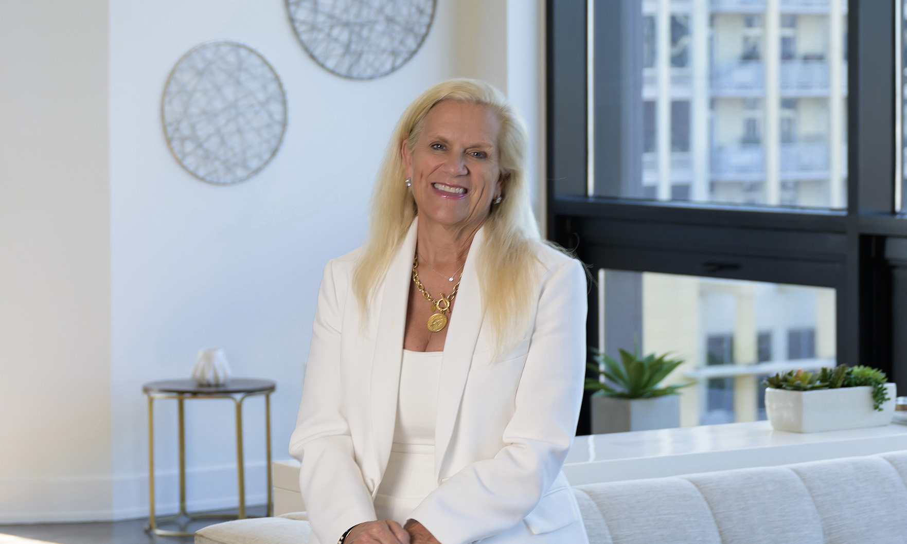 Sarah Elder Lyons - Chicago Agent Magazine