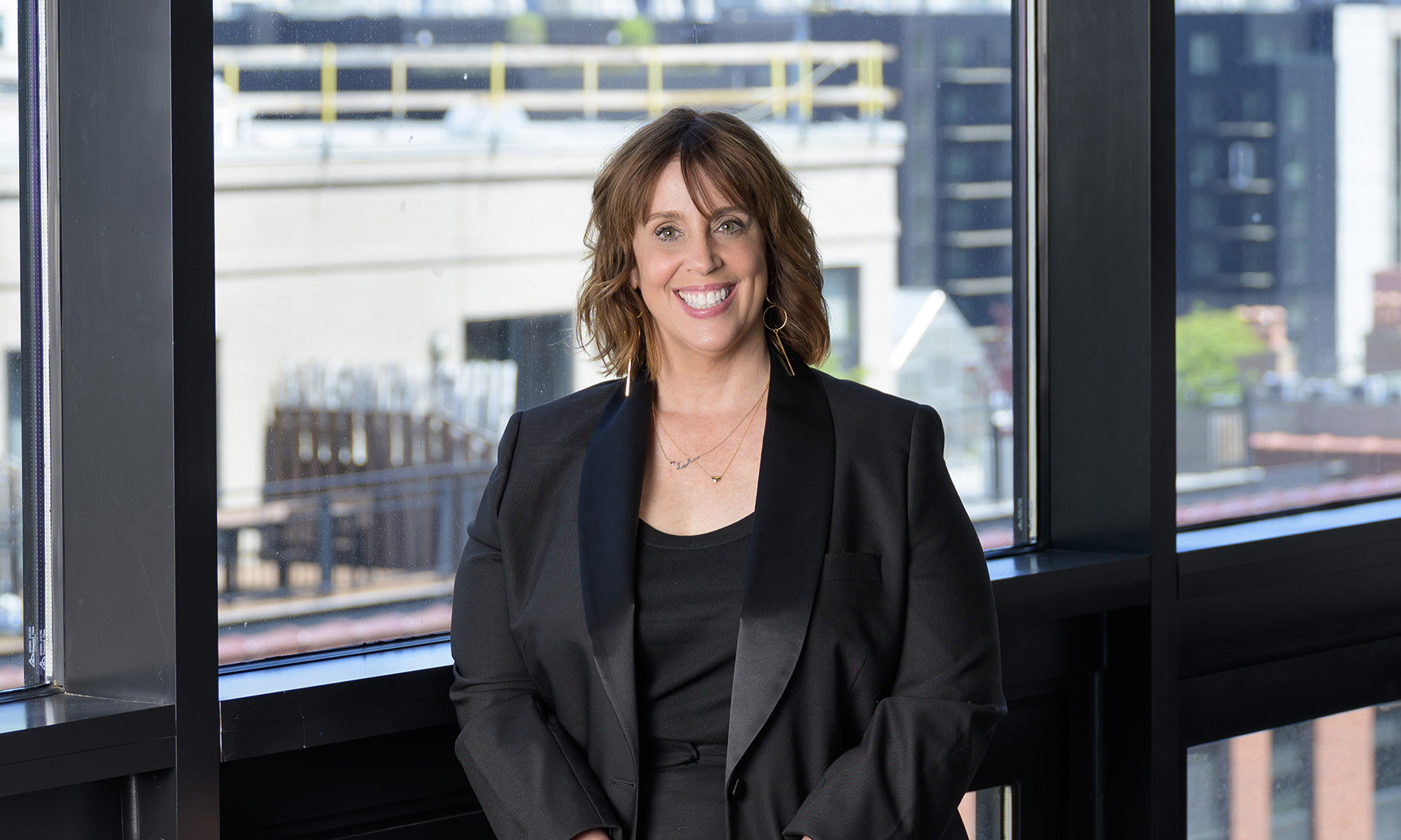 Laura Michicich - Chicago Agent Magazine